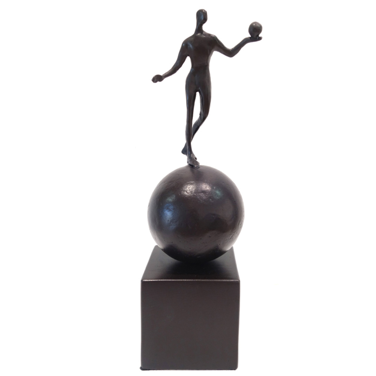 Holding the Balance by Vicky Savage – Parnell Gallery