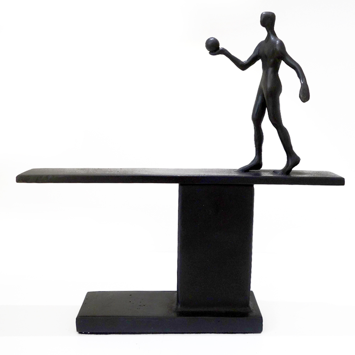 A Fine Balance (Male) by Vicky Savage – Parnell Gallery